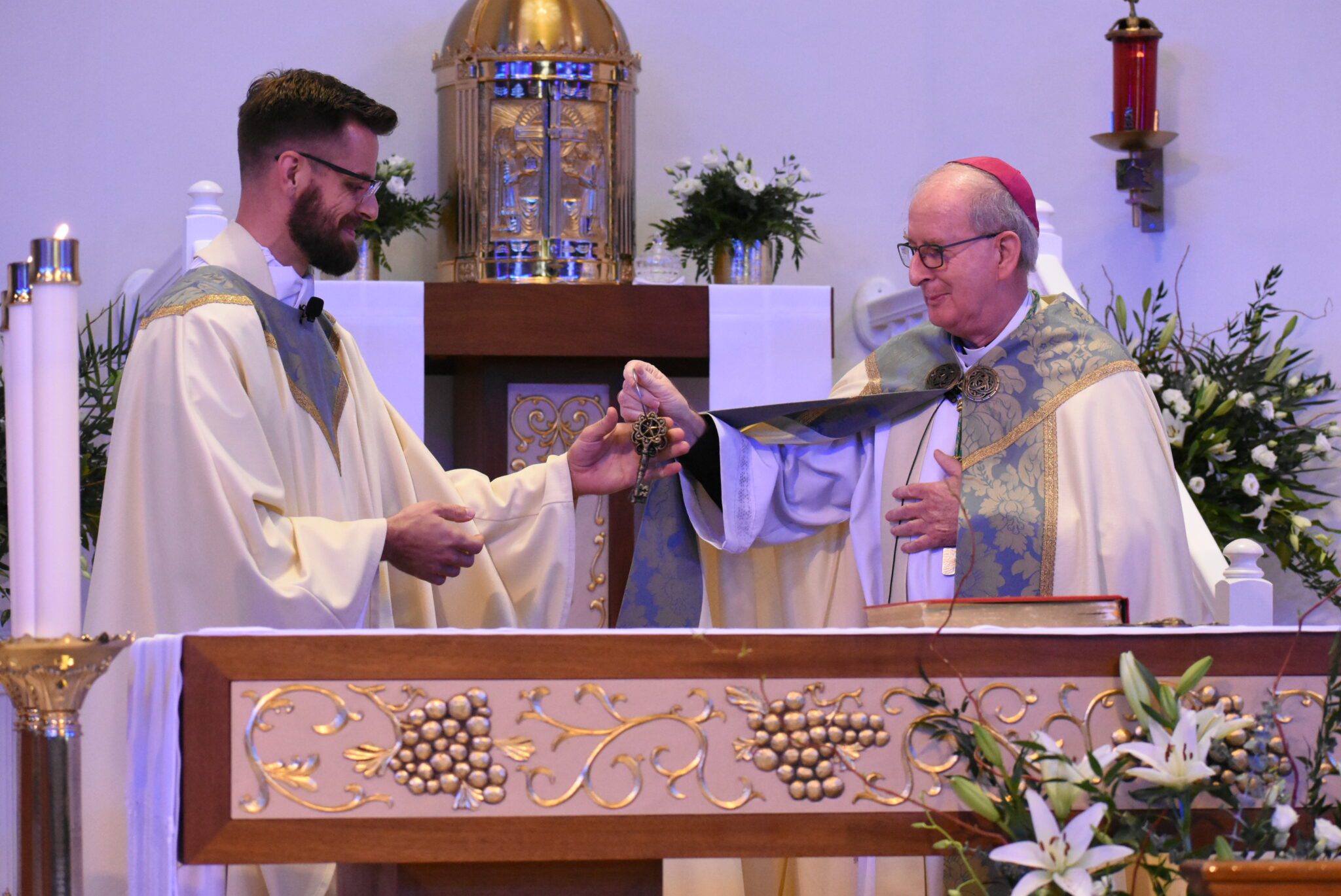 Pastors receive jubilant reception – Diocese of Orlando, Florida