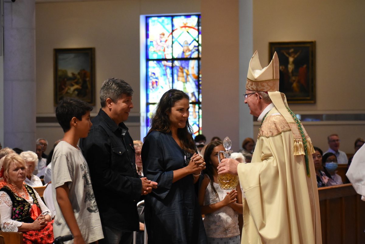 Body of Christ gathers for Eucharistic pilgrimage – Diocese of Orlando ...